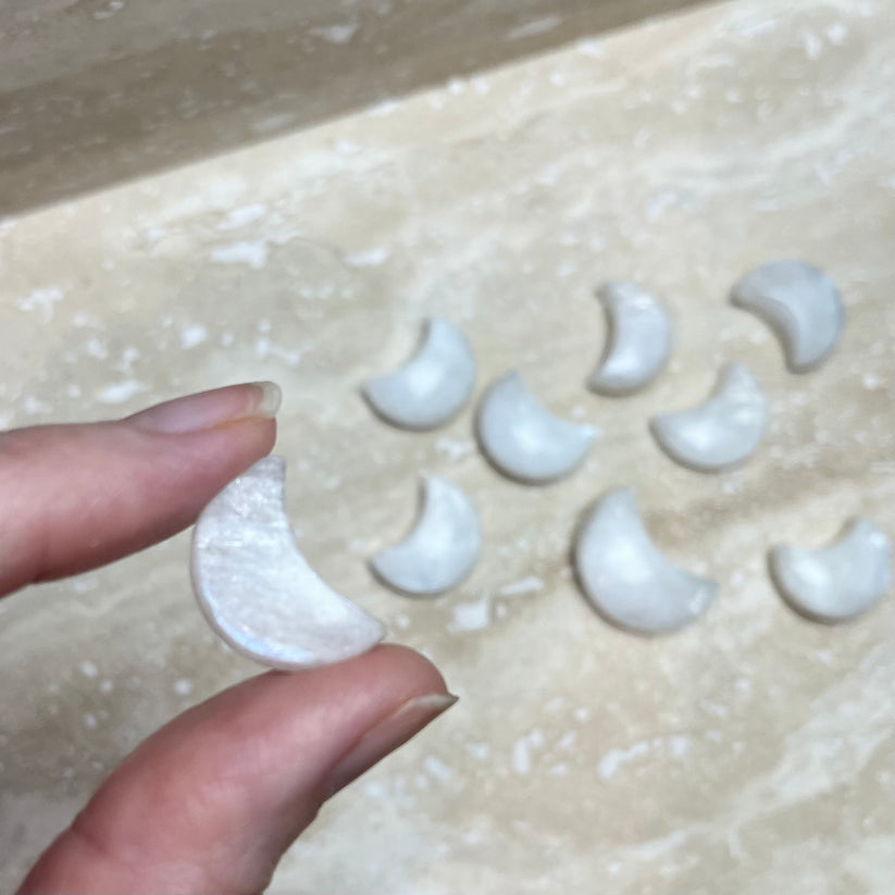 White Moonstone Mini Moon – House of Wellington